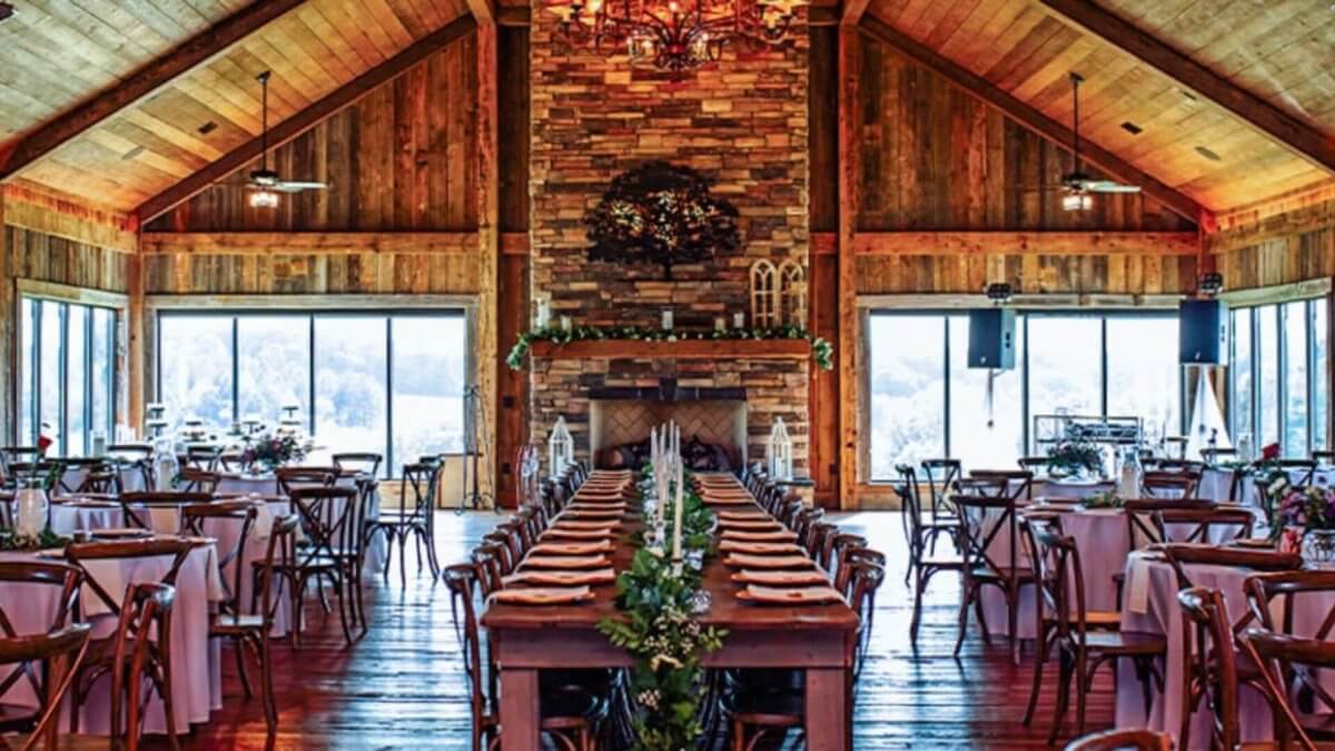 Looking to Host the Perfect Wedding Reception? - Experience Oakhaven